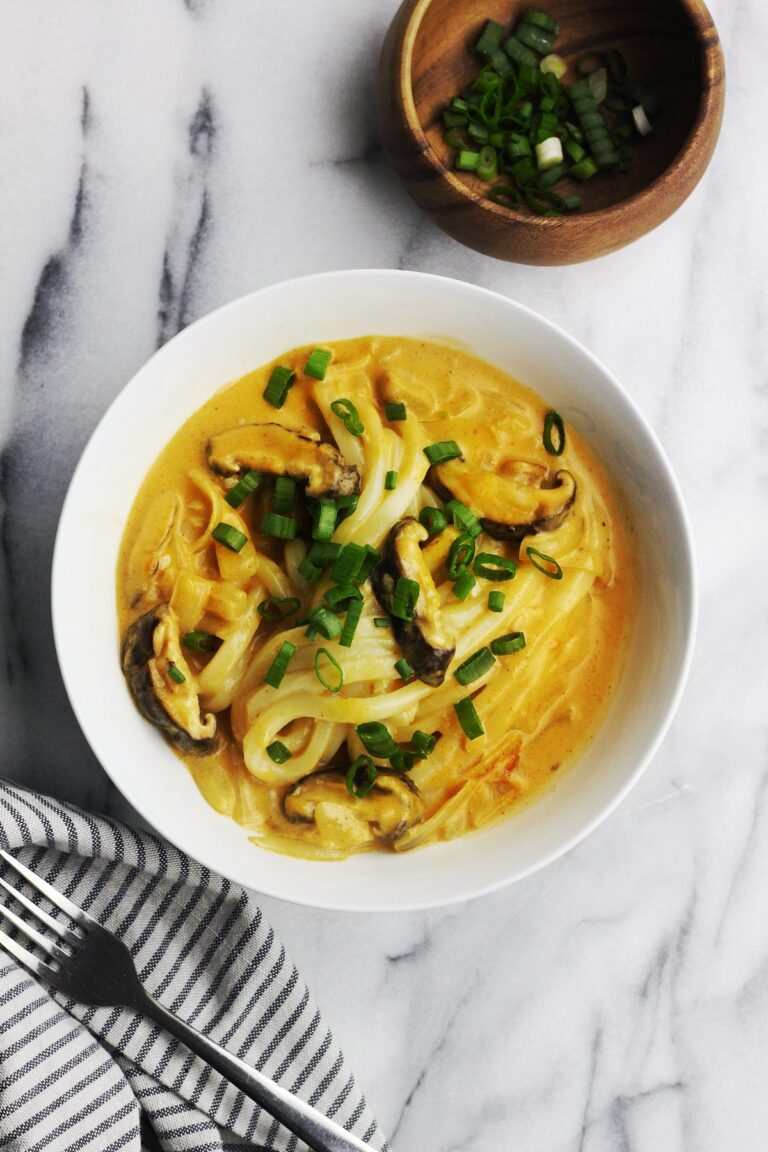 Spicy Creamy Udon - Couple Eats Food