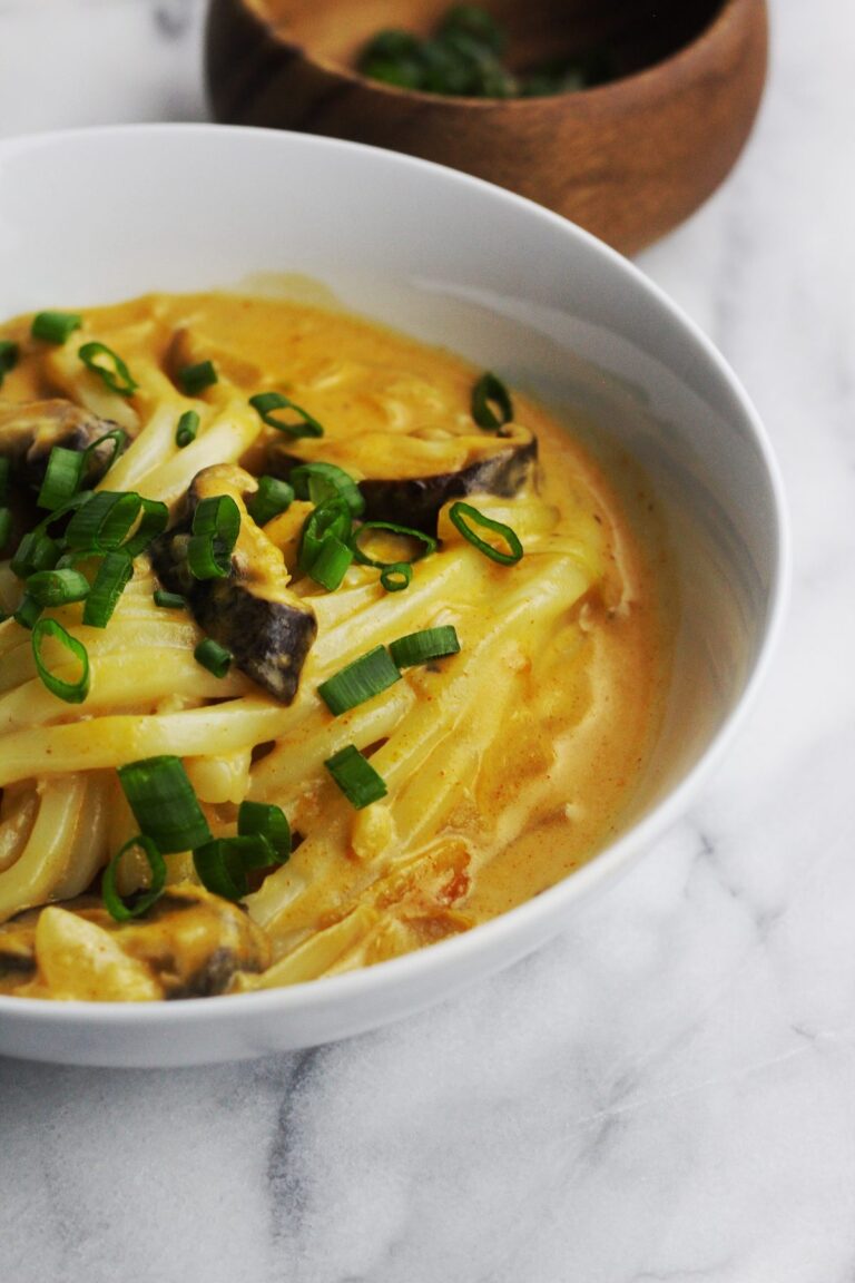 Spicy Creamy Udon - Couple Eats Food